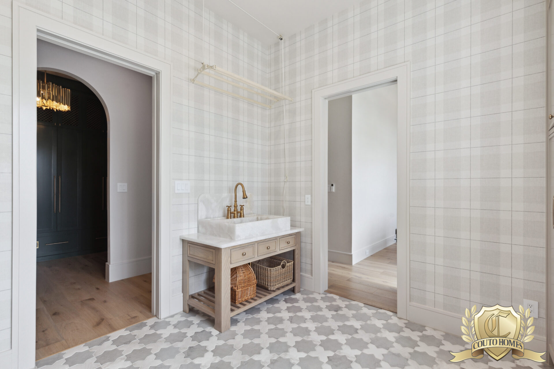 Personalizing Your Home with Wallpaper and Wall Textures - Couto Homes